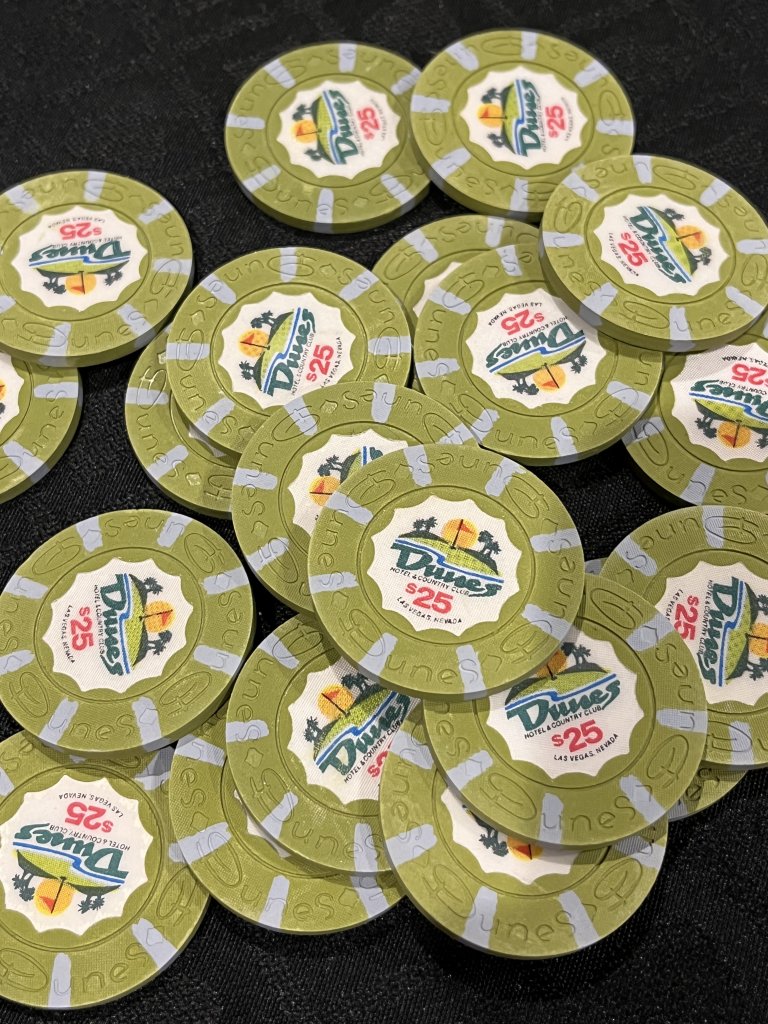 Sold - Mint Dunes $25 Vegas House Mold | Poker Chip Forum