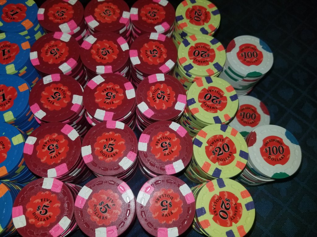Best Fully Custom Chipset of 2021: 1st Round, Custom S-Crowns vs. El ...