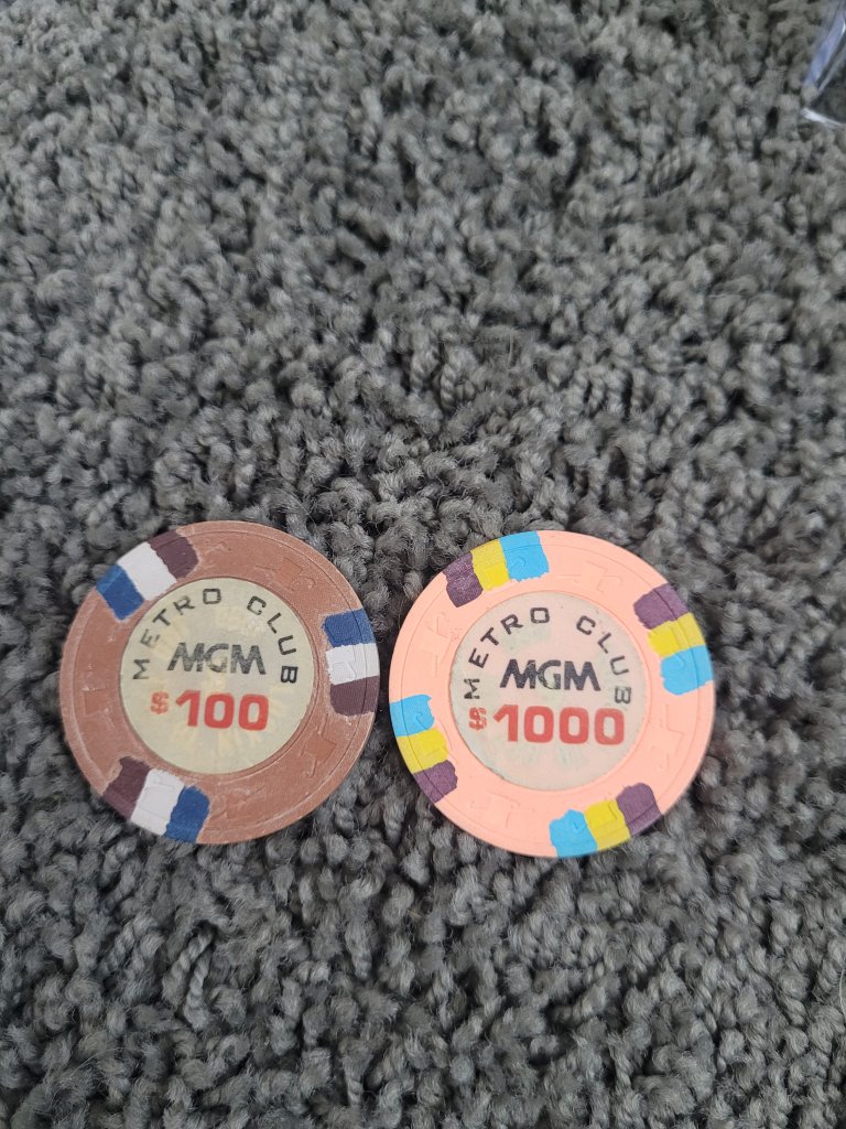 Canceled - Metro Club MGM movie prop chips | Poker Chip Forum
