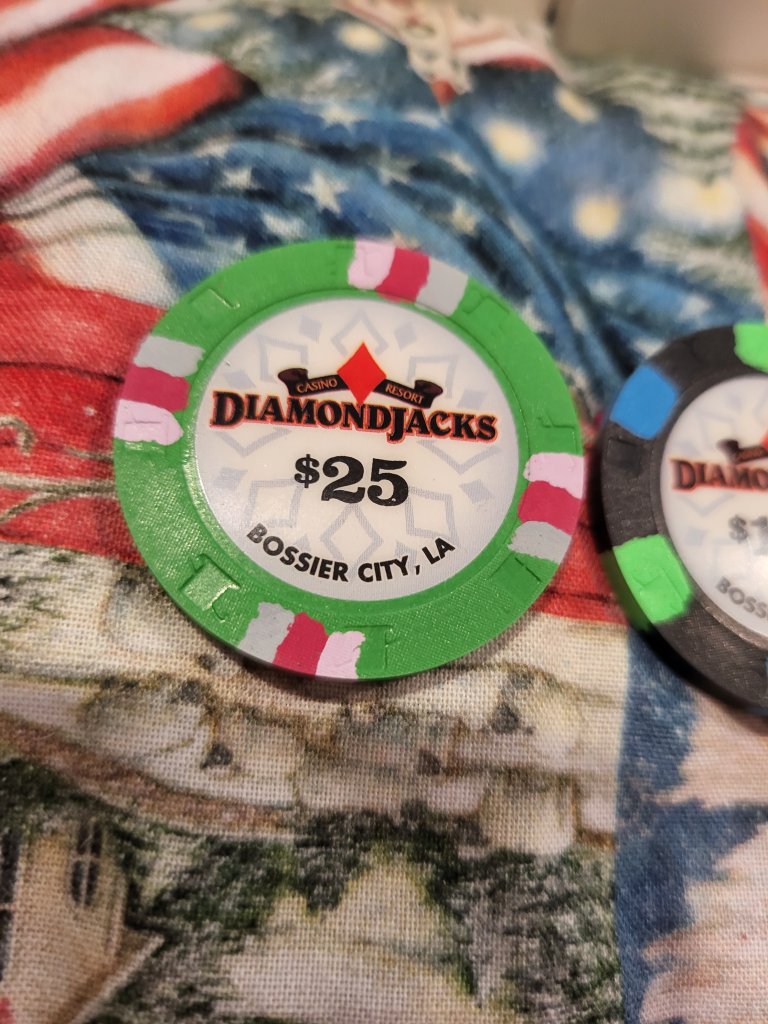 Found - 1 or 2 racks Diamond Jack 25's | Poker Chip Forum