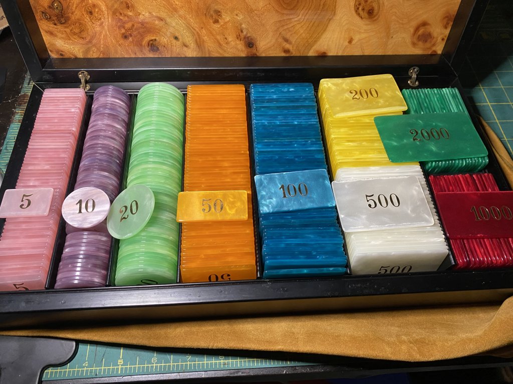 European Plaque Identification? | Poker Chip Forum