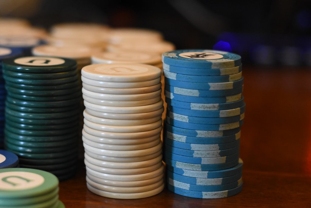 For Sale - US Poker Chips, 1920-30s era, Paranoid Inlaid, "U" monogram ...