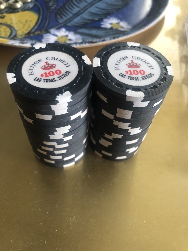 Canceled - TRK - Kings crown $100s | Poker Chip Forum