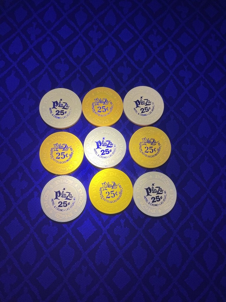 Black light UV shows difference between leaded and unleaded chips of ...