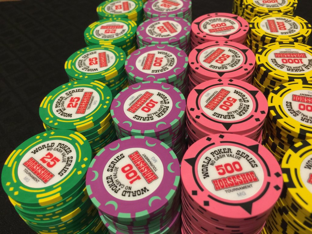 Sold - 1000 chip set of Matsui WPS Horseshoe style tourney chips ...