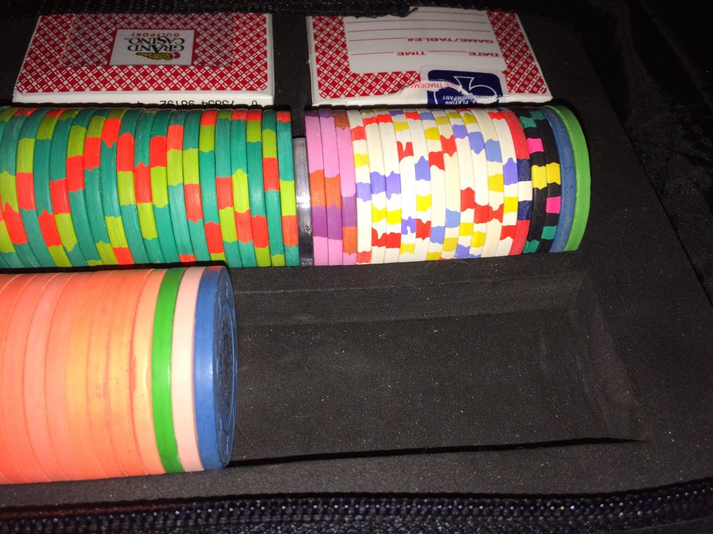 DIY case for 43mm chips using dense foam - WHAT KIND? | Poker Chip Forum