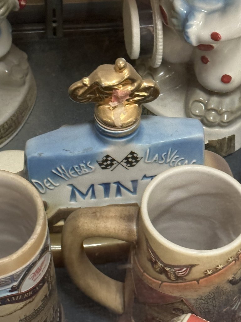 Del Webb Mint decanter | Poker Chip Forum