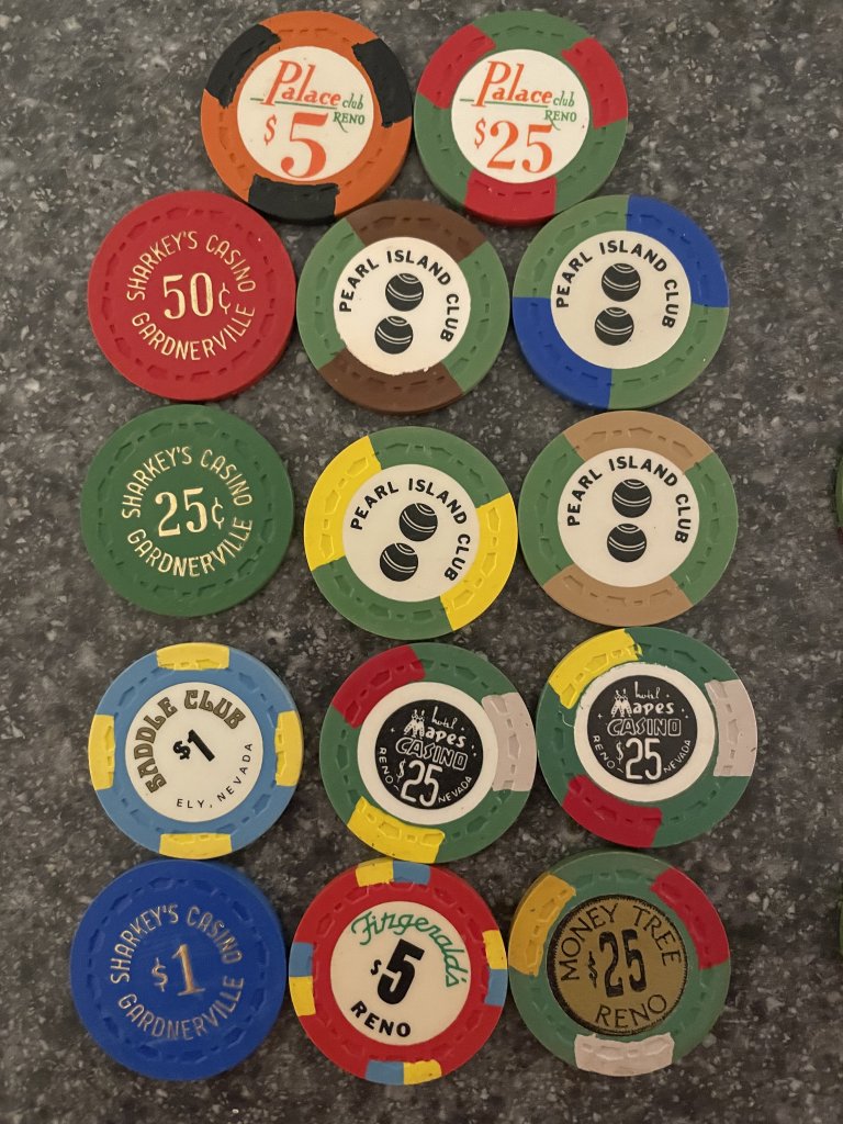For Sale - Lots of small crowns | Poker Chip Forum