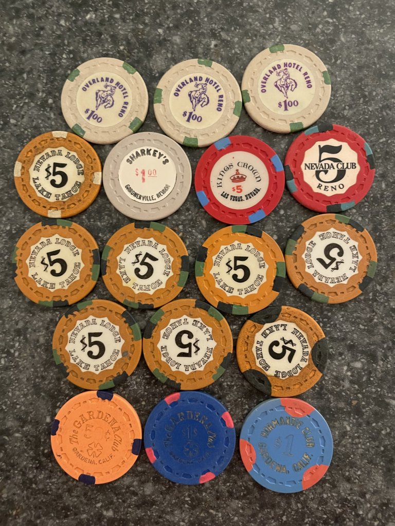 For Sale - Lots of small crowns | Poker Chip Forum