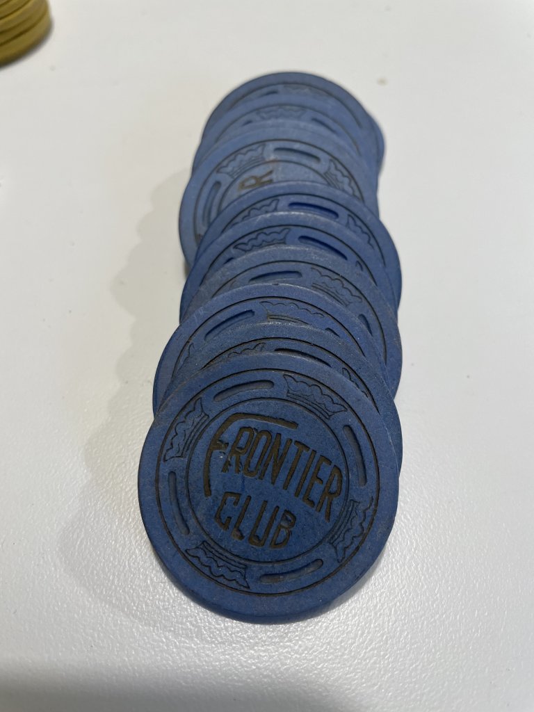 Info? Frontier Club - TRK Large Crown | Poker Chip Forum