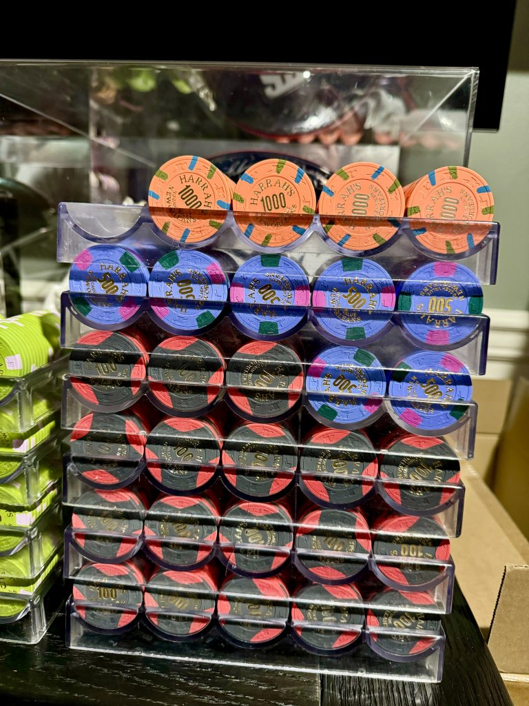 Trade - Harrah's T25s and T100s for other Hot Stamps | Poker Chip Forum