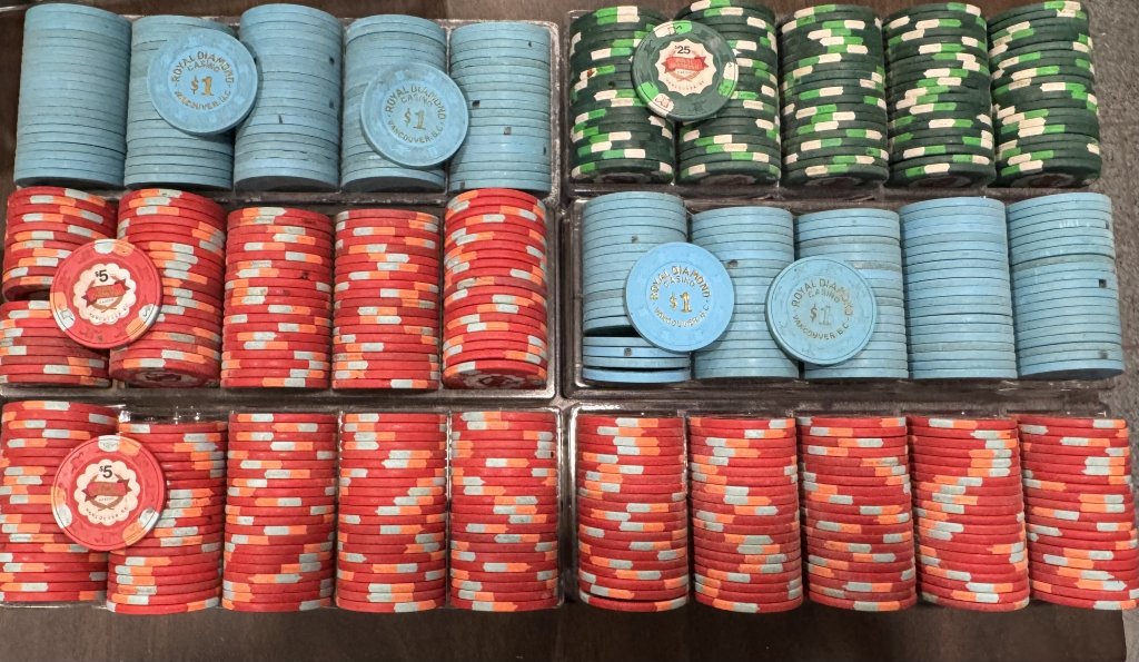 For Sale - Paulson chips (Grand Vic, Winners Club, Binions / Palms / 4 ...