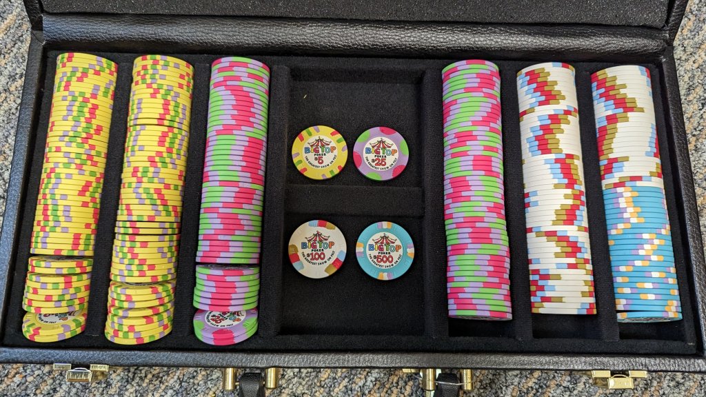 Sold - Cards Mold Big Top Poker 300 chips | Poker Chip Forum
