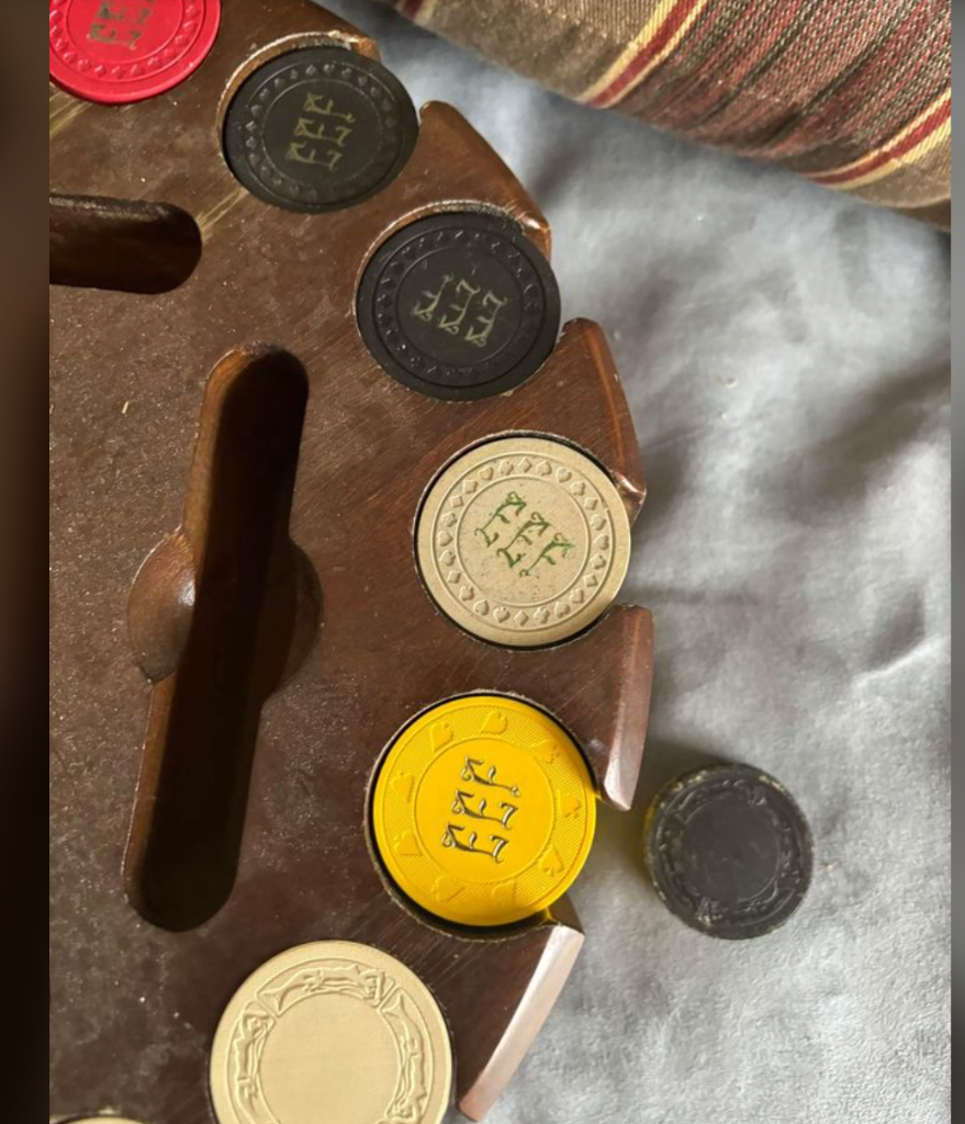 Not Mine - Carousel of random molds-Flordia | Poker Chip Forum
